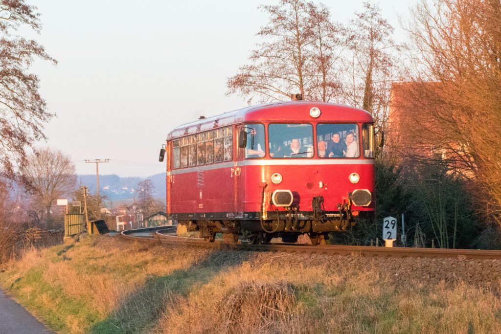 798 752 bei Glauberg auf der Niddertalbahn, aufgenommen am 20.01.2019 ...